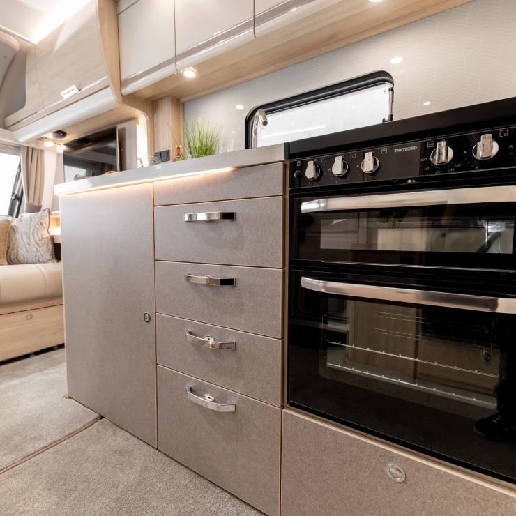 Crusader Borealis Caravan | Luxury 4-Berth Twin Axle | Elddis
