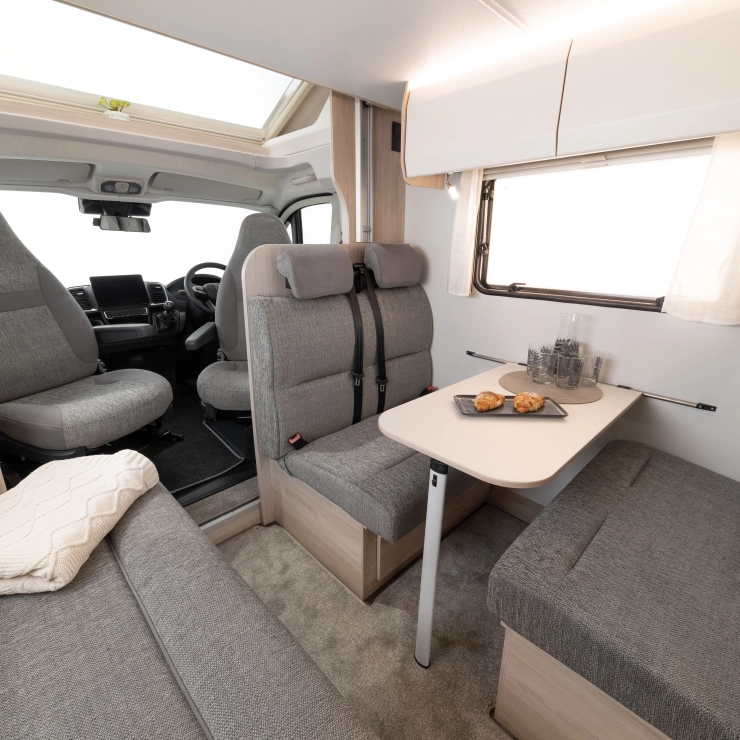 Whirlwind GT 196 | Spacious 6-Berth Motorhome | Elddis